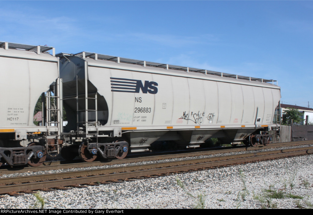 NS 296883 - Norfolk Southern